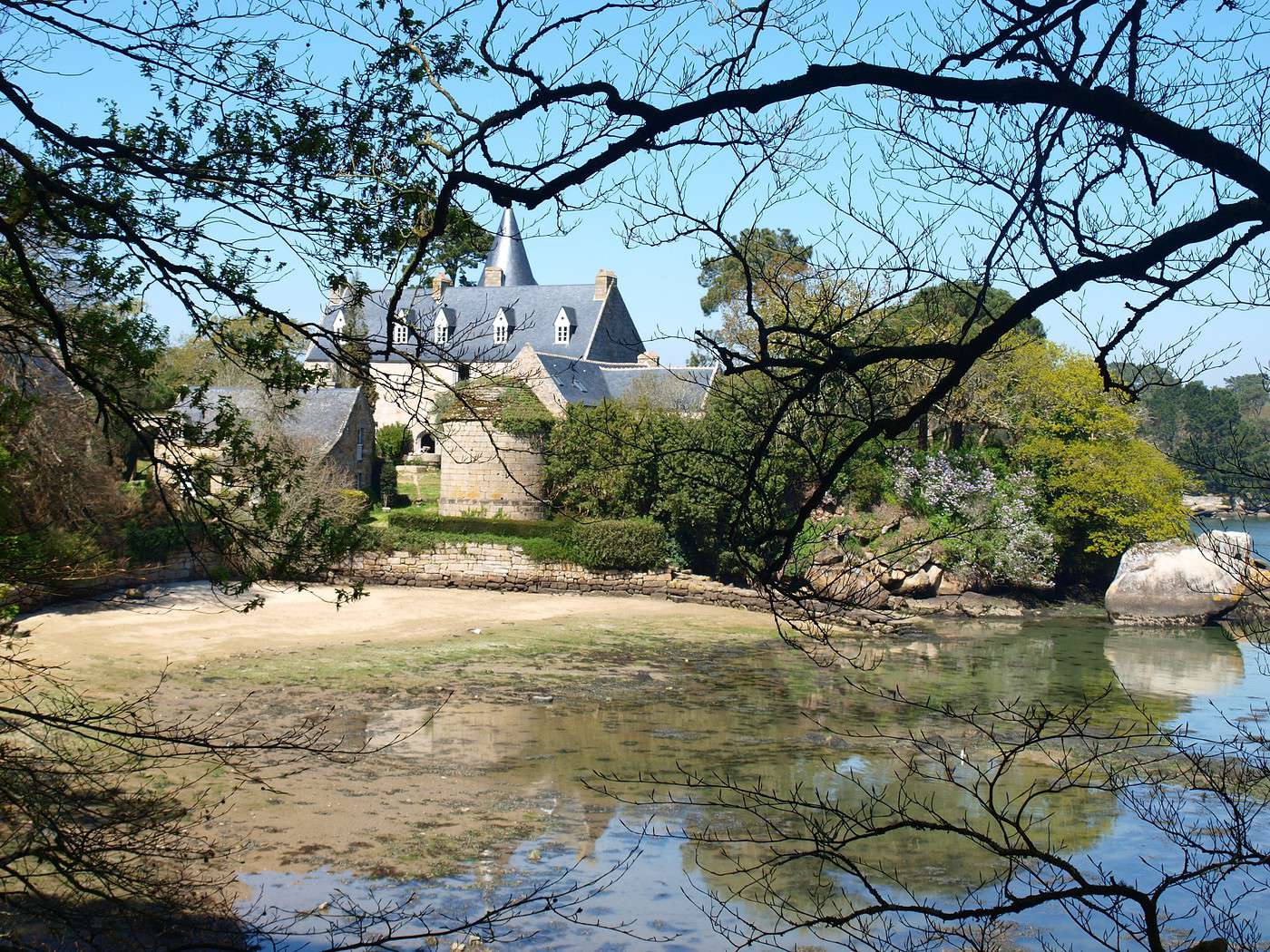 Névez (petite ville de la France) - Guide voyage